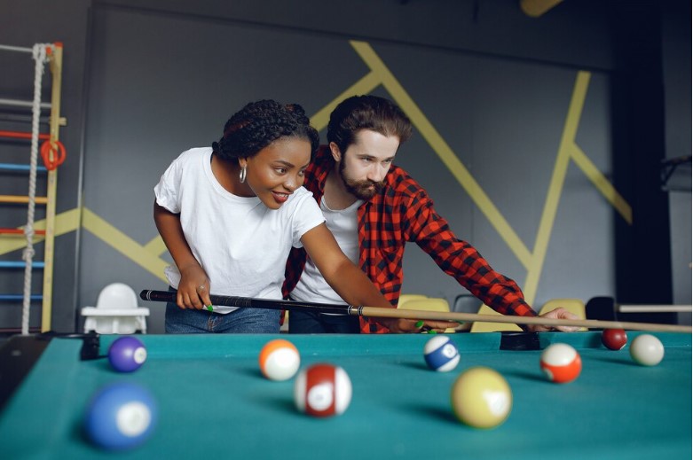 Unlocking the Joy of Christmas with Seasonal Pool Table Sales - itechfy