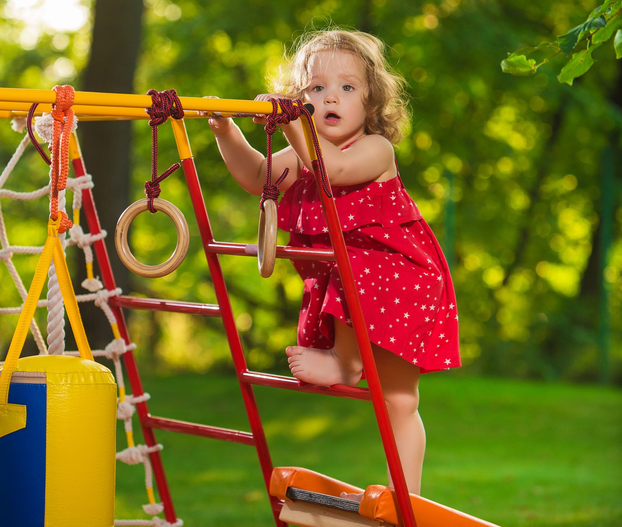Swinging Into Fun: The Timeless Appeal of Swing Sets for Kids - itechfy
