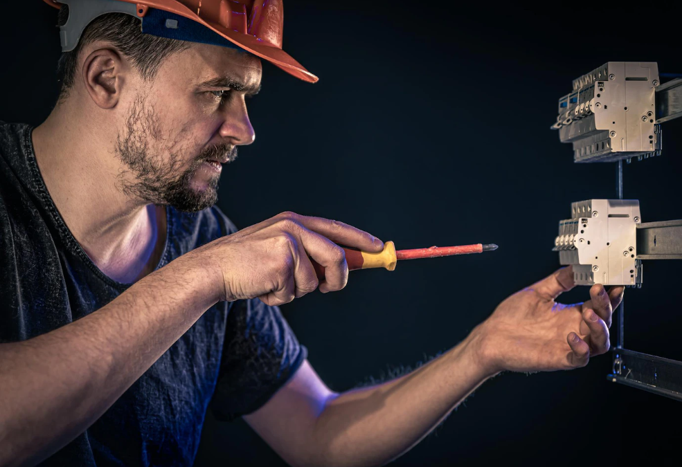 Electricians: Elеctrical Outlеt and Light Fitting Installation - itechfy