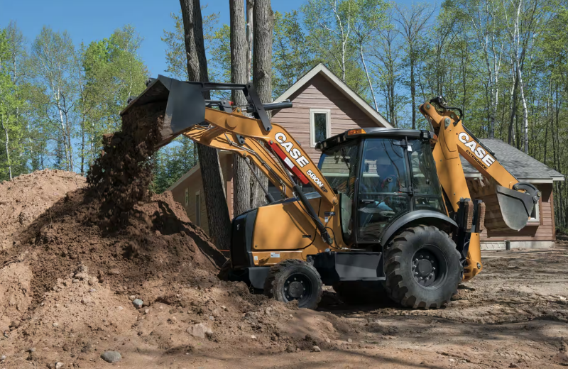 Comparing Backhoe Loaders and Excavators: Choosing the Right Equipment ...