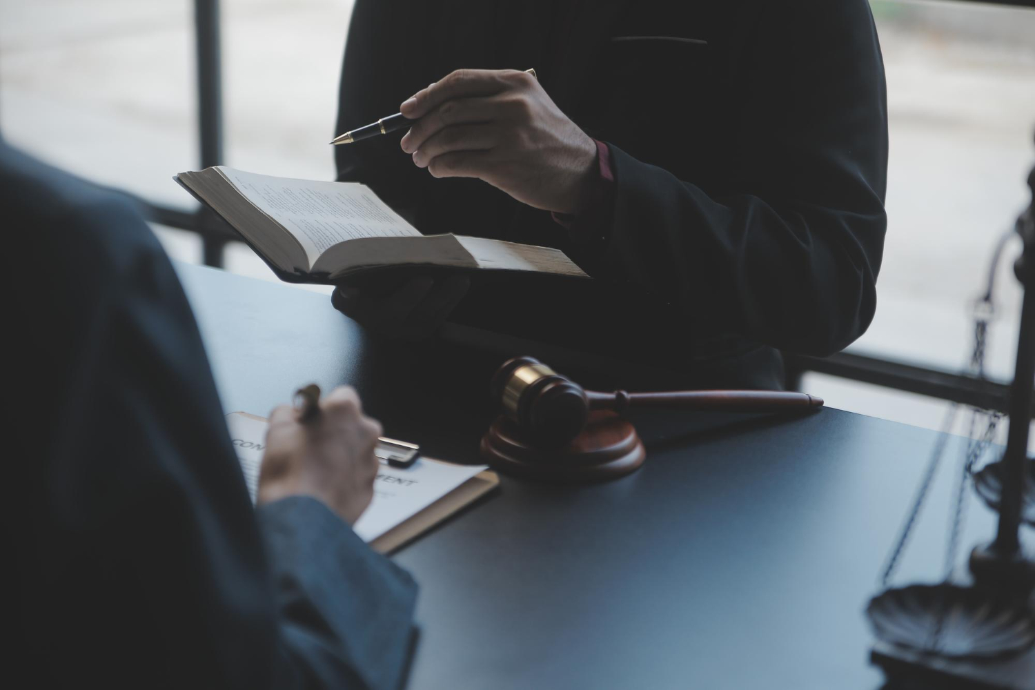 When to Hire a Slip and Fall Attorney After an Accident - itechfy