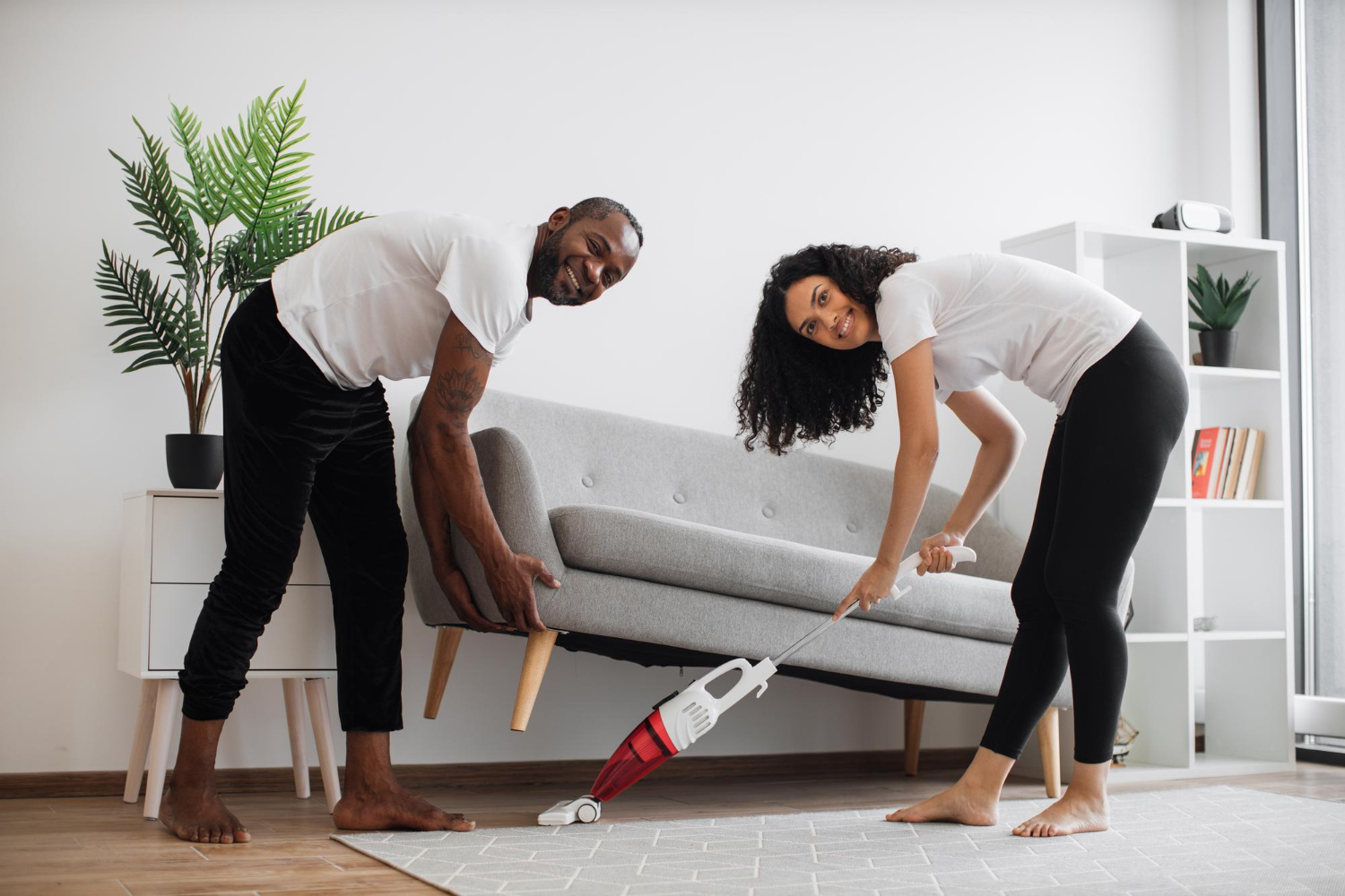 The Best Ways to Remove Lint from Furniture and Home Textiles - itechfy
