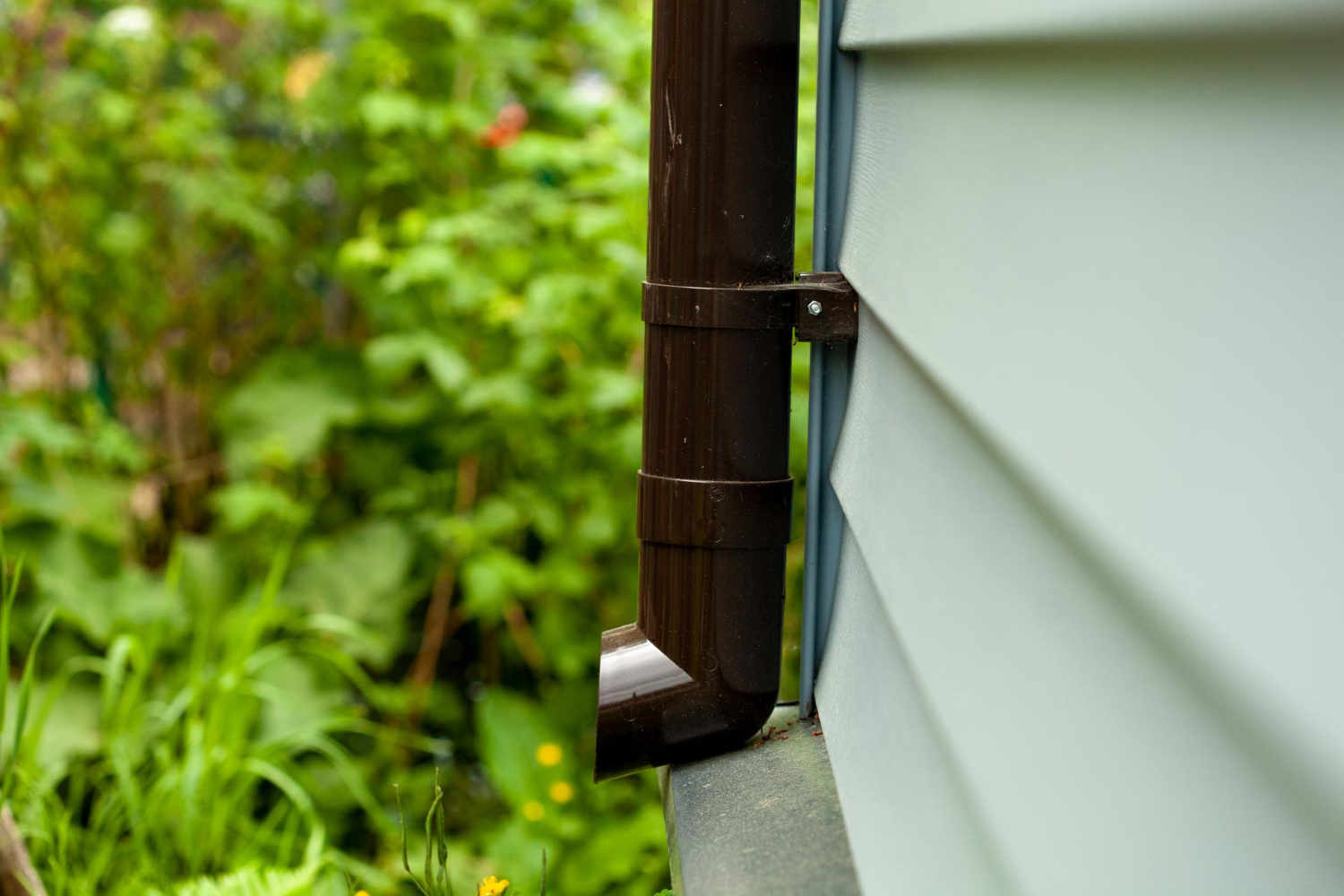 Emerson Pro Services Unveils Premium Gutter Guard Solutions for Hassle ...